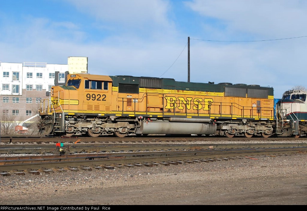 BNSF 9922